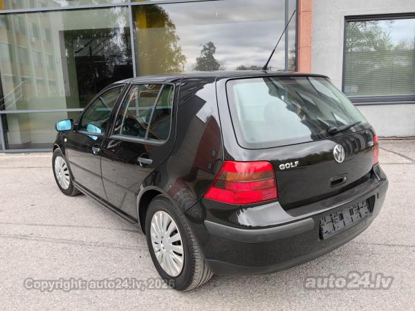 Melns Volkswagen Golf 2002 Tartu, ar dzinēja tilpumu 1.90 L un nobraukumu 275 tūkst. km par 3500 €, foto 2 vietnē AUTOMOTO.COM.LV