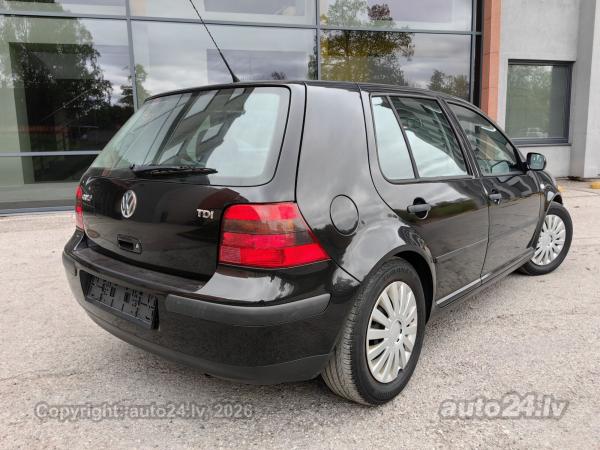 Melns Volkswagen Golf 2002 Tartu, ar dzinēja tilpumu 1.90 L un nobraukumu 275 tūkst. km par 3500 €, foto 6 vietnē AUTOMOTO.COM.LV