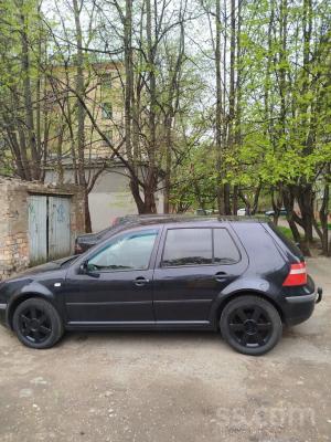 Melns Volkswagen Golf 2002 Rīga, ar dzinēja tilpumu 1.90 L un nobraukumu 277 tūkst. km par 1200 €, foto 4 vietnē AUTOMOTO.COM.LV