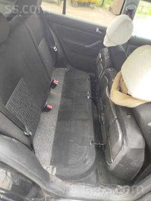 Melns Volkswagen Golf 2002 Rīga, ar dzinēja tilpumu 1.90 L un nobraukumu 277 tūkst. km par 1200 €, foto 6 vietnē AUTOMOTO.COM.LV