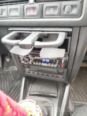 Melns Volkswagen Golf 2002 Rīga, ar dzinēja tilpumu 1.90 L un nobraukumu 277 tūkst. km par 1200 €, foto 8 vietnē AUTOMOTO.COM.LV