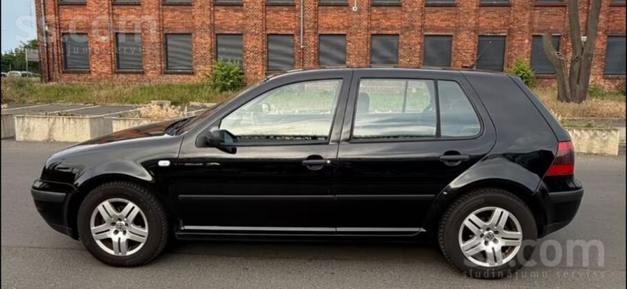 Black Volkswagen Golf 2002 in Riga, with an engine capacity of 1.90 L and mileage of 0 thousand km for 1430 €, photo 3 on AUTOMOTO.COM.LV