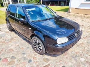 Black Volkswagen Golf 2002 in Utena, with an engine capacity of 1.90 L and mileage of 330 thousand km for 1650 €, photo  on AUTOMOTO.COM.LV