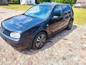 Melns Volkswagen Golf 2002 Utena, ar dzinēja tilpumu 1.90 L un nobraukumu 330 tūkst. km par 1650 €, foto 6 vietnē AUTOMOTO.COM.LV