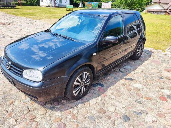 Черный Фольксваген Гольф 2002 в Утена, объемом двигателя 1.90 л и пробегом 330 тыс. км за 1650 €, фото 6 на AUTOMOTO.COM.LV