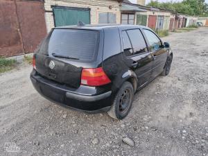 Черный Фольксваген Гольф 2002 в Кайшядорис, объемом двигателя 1.90 л и пробегом 388 тыс. км за 1000 €, фото 5 на AUTOMOTO.COM.LV