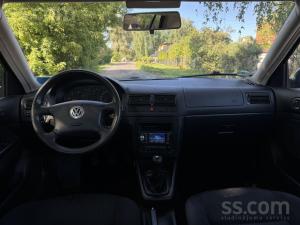 Black Volkswagen Golf 2002 in Riga, with an engine capacity of 1.90 L and mileage of 270 thousand km for 2250 €, photo 9 on AUTOMOTO.COM.LV