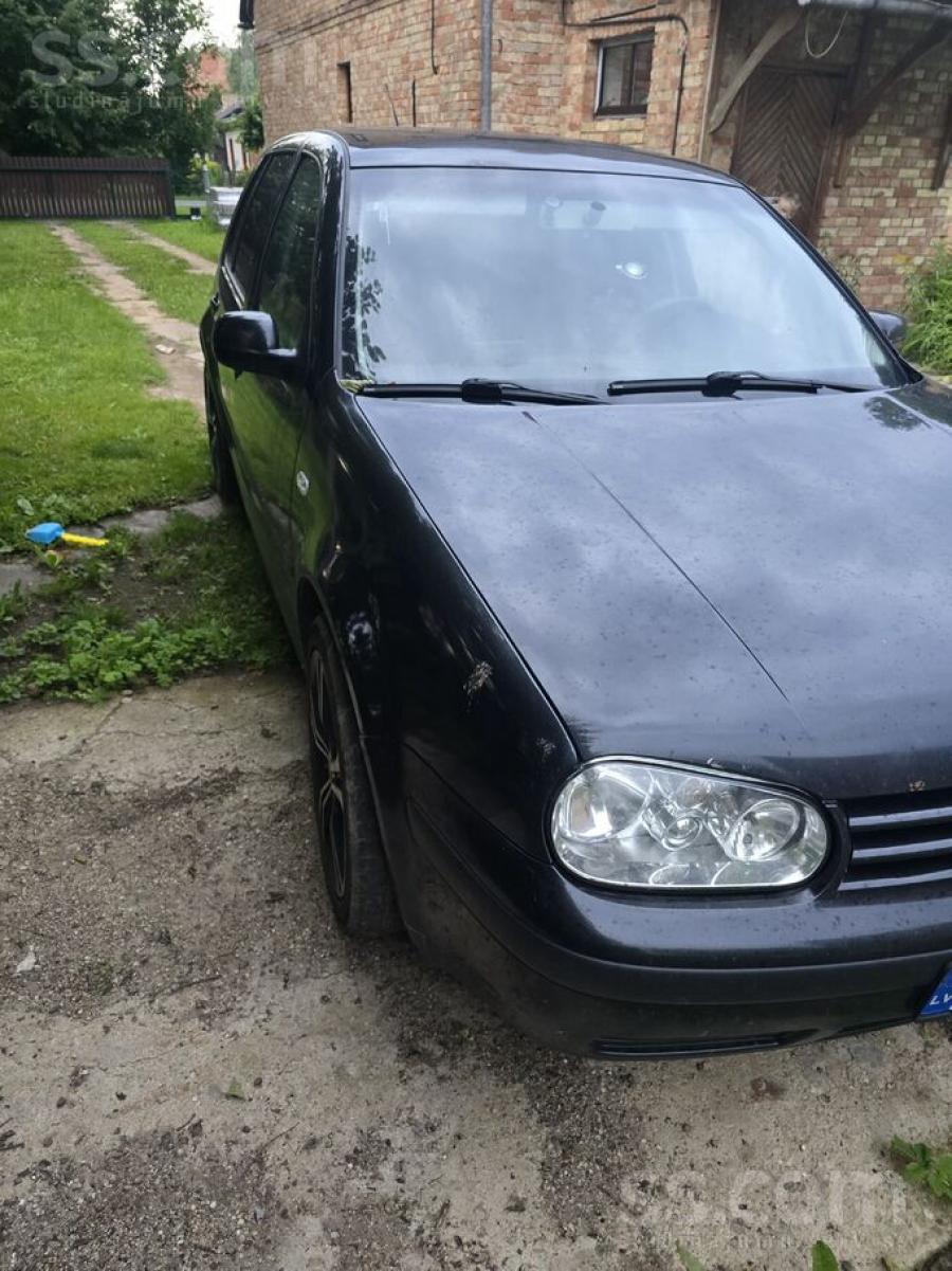 Black Volkswagen Golf 2002 in Dobele, with an engine capacity of 1.90 L and mileage of 435 thousand km for 1350 €, photo 1 on AUTOMOTO.COM.LV