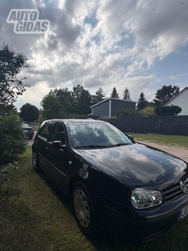 Black Volkswagen Golf 2002 in Marijampole, with an engine capacity of 2.00 L and mileage of 218 thousand km for 1250 €, photo 2 on AUTOMOTO.COM.LV