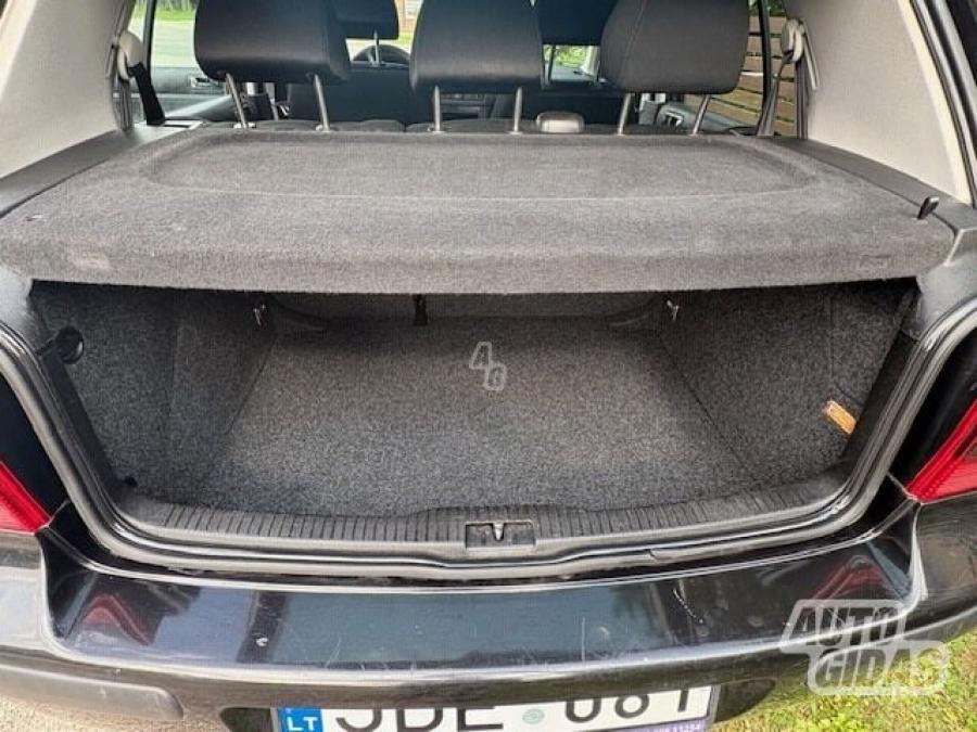Melns Volkswagen Golf 2002 Marijampole, ar dzinēja tilpumu 2.00 L un nobraukumu 218 tūkst. km par 1250 €, foto 16 vietnē AUTOMOTO.COM.LV