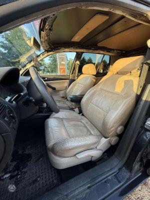 Melns Volkswagen Golf 2002 Klaipėda, ar dzinēja tilpumu 1.90 L un nobraukumu 400 tūkst. km par 1100 €, foto 10 vietnē AUTOMOTO.COM.LV
