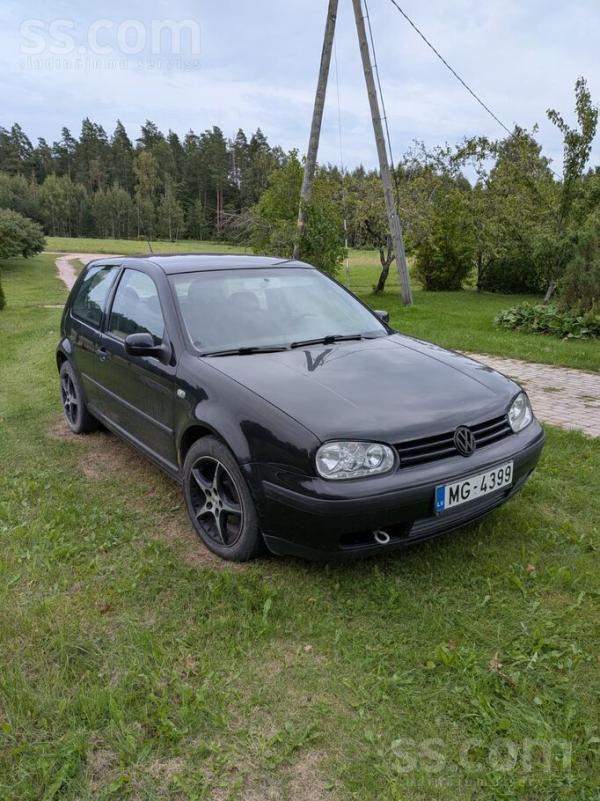 Melns Volkswagen Golf 2002 Rīga, ar dzinēja tilpumu 1.90 L un nobraukumu 345 tūkst. km par 800 €, foto 5 vietnē AUTOMOTO.COM.LV