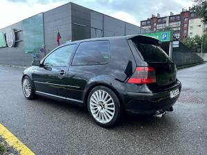 Melns Volkswagen Golf 2002 Viļņa, ar dzinēja tilpumu 1.90 L un nobraukumu 484 tūkst. km par 1700 €, foto 8 vietnē AUTOMOTO.COM.LV