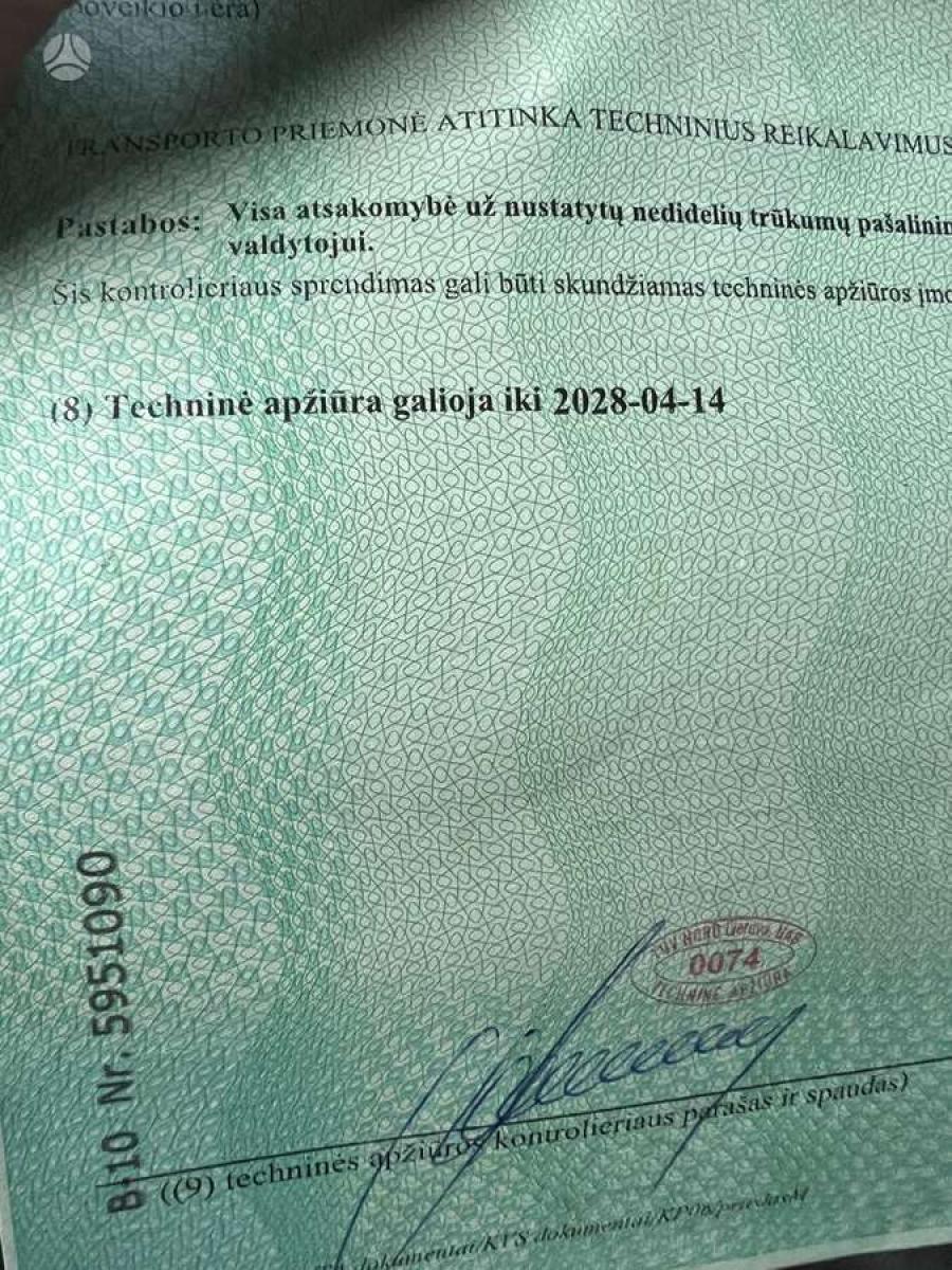 Melns Volkswagen Golf 2002 Viļņa, ar dzinēja tilpumu 1.90 L un nobraukumu 484 tūkst. km par 1700 €, foto 24 vietnē AUTOMOTO.COM.LV