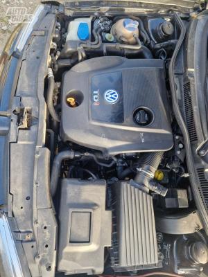 Melns Volkswagen Golf 2002 Vilkaviškis, ar dzinēja tilpumu 1.90 L un nobraukumu 381 tūkst. km par 1400 €, foto 10 vietnē AUTOMOTO.COM.LV