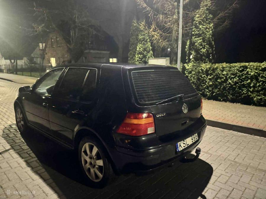 Melns Volkswagen Golf 2003 Biržai, ar dzinēja tilpumu 1.40 L un nobraukumu 320 tūkst. km par 500 €, foto 5 vietnē AUTOMOTO.COM.LV