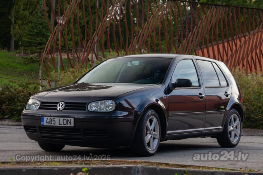 Black Volkswagen Golf 2003 in Tallinn, with an engine capacity of 1.60 L and mileage of 242 thousand km for 2000 €, photo 13 on AUTOMOTO.COM.LV