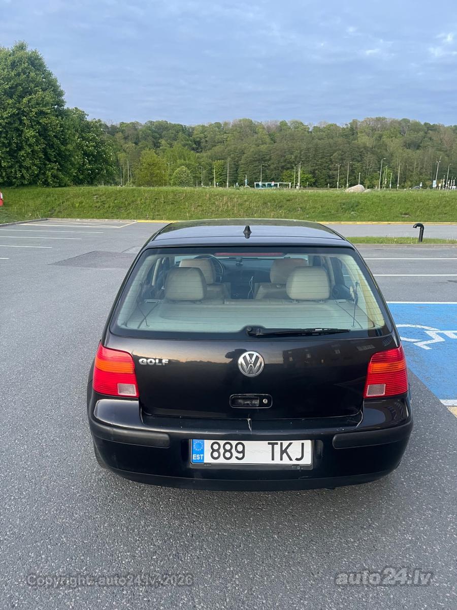 Melns Volkswagen Golf 2003 Tallina, ar dzinēja tilpumu 1.40 L un nobraukumu 247 tūkst. km par 999 €, foto 3 vietnē AUTOMOTO.COM.LV