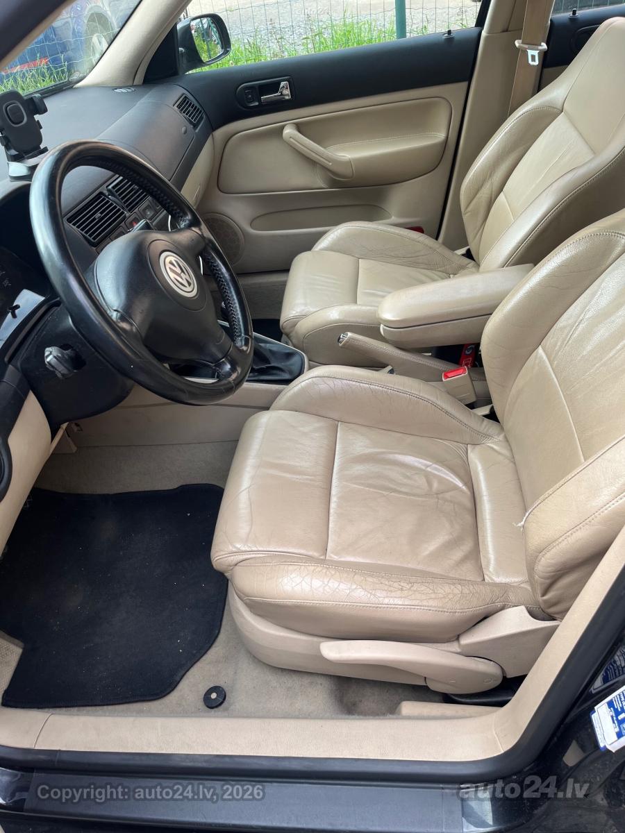Melns Volkswagen Golf 2003 Tallina, ar dzinēja tilpumu 1.40 L un nobraukumu 247 tūkst. km par 999 €, foto 10 vietnē AUTOMOTO.COM.LV