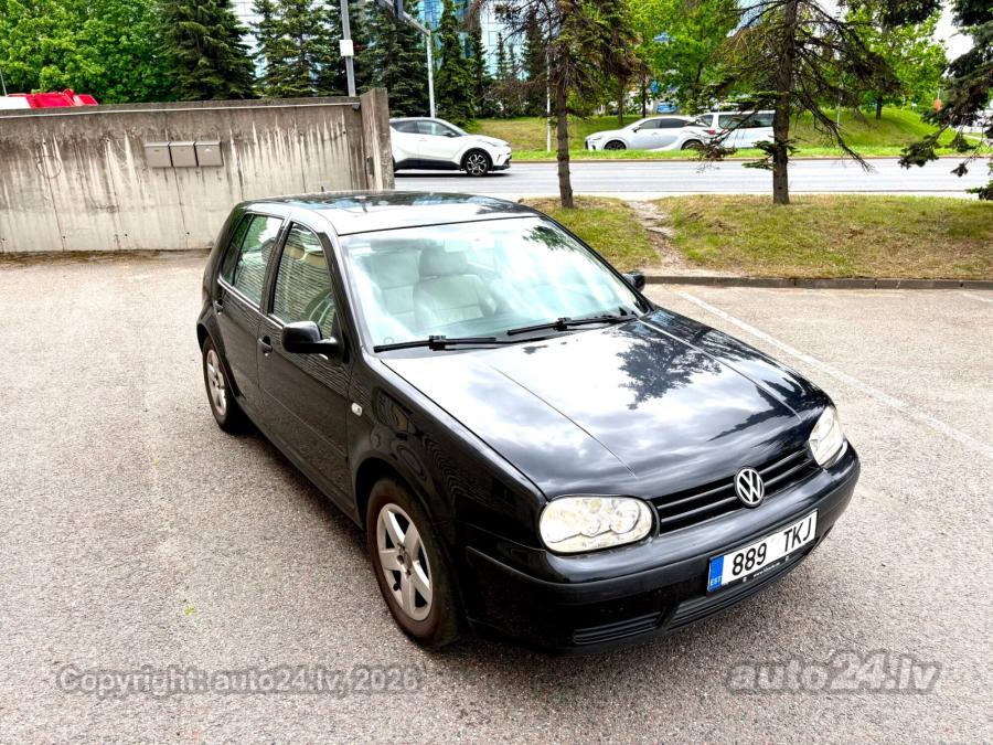 Black Volkswagen Golf 2003 in Tallinn, with an engine capacity of 1.40 L and mileage of 247 thousand km for 1999 €, photo 4 on AUTOMOTO.COM.LV