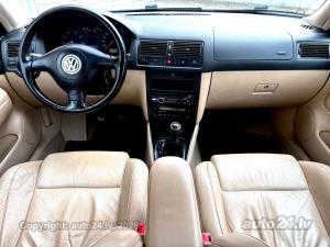 Black Volkswagen Golf 2003 in Tallinn, with an engine capacity of 1.40 L and mileage of 247 thousand km for 1999 €, photo 10 on AUTOMOTO.COM.LV