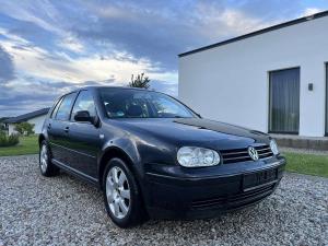 Black Volkswagen Golf 2003 in Alytus, with an engine capacity of 1.39 L and mileage of 226 thousand km for 1750 €, photo 3 on AUTOMOTO.COM.LV