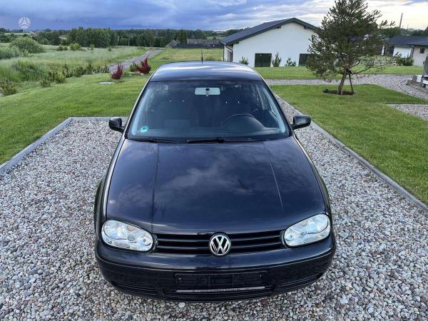 Melns Volkswagen Golf 2003 Alīta, ar dzinēja tilpumu 1.39 L un nobraukumu 226 tūkst. km par 1750 €, foto 3 vietnē AUTOMOTO.COM.LV