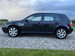 Black Volkswagen Golf 2003 in Alytus, with an engine capacity of 1.39 L and mileage of 226 thousand km for 1750 €, photo 9 on AUTOMOTO.COM.LV