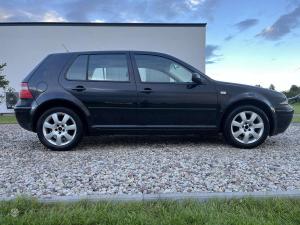 Black Volkswagen Golf 2003 in Alytus, with an engine capacity of 1.39 L and mileage of 226 thousand km for 1750 €, photo 17 on AUTOMOTO.COM.LV
