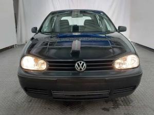 Melns Volkswagen Golf 2003 Limbaži, ar dzinēja tilpumu 1.90 L un nobraukumu 271 tūkst. km par 2950 €, foto 3 vietnē AUTOMOTO.COM.LV
