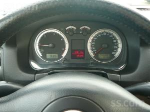 Melns Volkswagen Golf 2003 Cēsis, ar dzinēja tilpumu 1.90 L un nobraukumu 347 tūkst. km par 1190 €, foto 15 vietnē AUTOMOTO.COM.LV