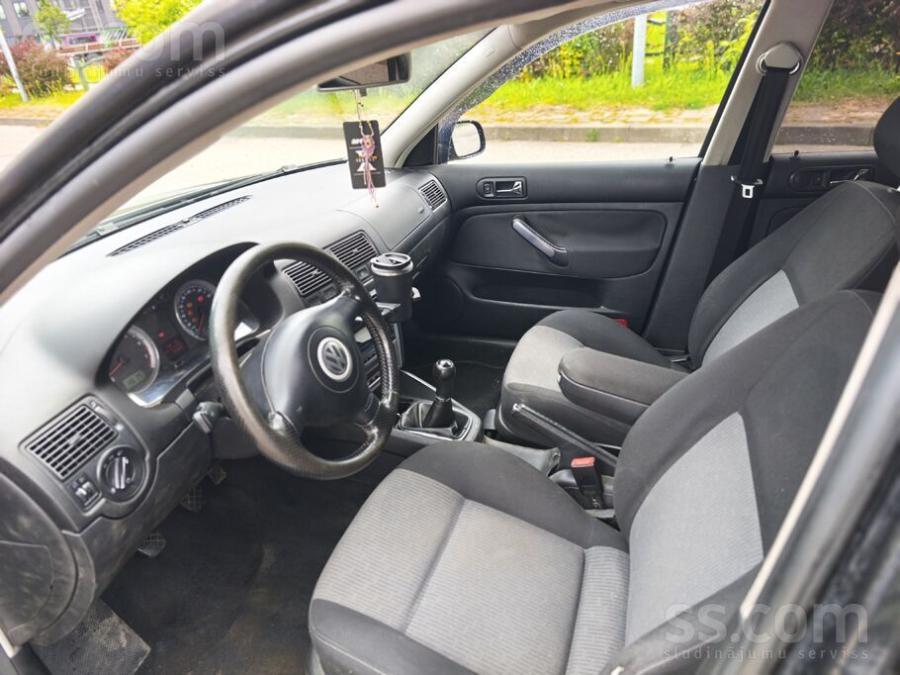 Melns Volkswagen Golf 2003 Rīga, ar dzinēja tilpumu 1.60 L un nobraukumu 197 tūkst. km par 1200 €, foto 7 vietnē AUTOMOTO.COM.LV