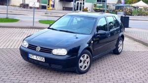 Melns Volkswagen Golf 2003 Rīga, ar dzinēja tilpumu 1.90 L un nobraukumu 453 tūkst. km par 1450 €, foto  vietnē AUTOMOTO.COM.LV