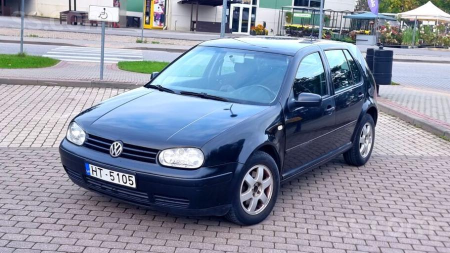 Black Volkswagen Golf 2003 in Riga, with an engine capacity of 1.90 L and mileage of 453 thousand km for 1450 €, photo 1 on AUTOMOTO.COM.LV