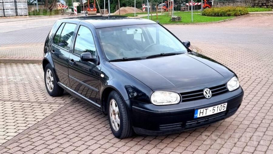 Black Volkswagen Golf 2003 in Riga, with an engine capacity of 1.90 L and mileage of 453 thousand km for 1450 €, photo 4 on AUTOMOTO.COM.LV