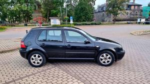 Black Volkswagen Golf 2003 in Riga, with an engine capacity of 1.90 L and mileage of 453 thousand km for 1450 €, photo 5 on AUTOMOTO.COM.LV