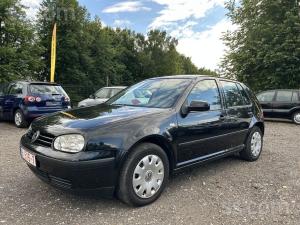 Melns Volkswagen Golf 2003 Limbaži, ar dzinēja tilpumu 1.90 L un nobraukumu 185 tūkst. km par 3250 €, foto  vietnē AUTOMOTO.COM.LV