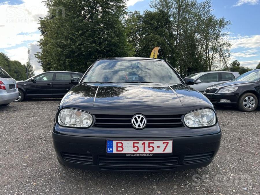 Melns Volkswagen Golf 2003 Limbaži, ar dzinēja tilpumu 1.90 L un nobraukumu 185 tūkst. km par 3250 €, foto 3 vietnē AUTOMOTO.COM.LV