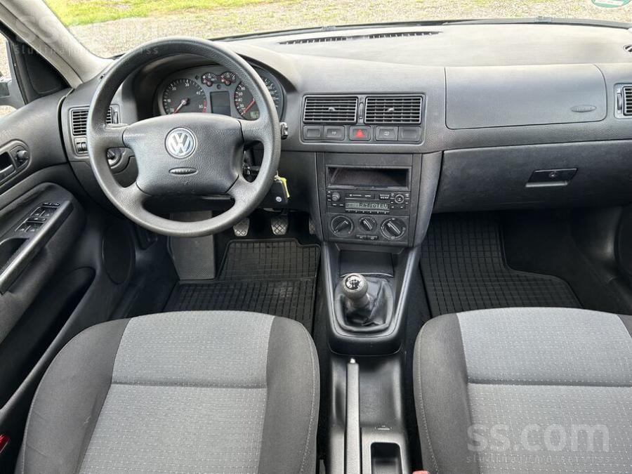 Melns Volkswagen Golf 2003 Limbaži, ar dzinēja tilpumu 1.90 L un nobraukumu 185 tūkst. km par 3250 €, foto 9 vietnē AUTOMOTO.COM.LV
