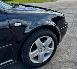 Melns Volkswagen Golf 2003 Valmiera, ar dzinēja tilpumu 1.60 L un nobraukumu 326 tūkst. km par 1595 €, foto 6 vietnē AUTOMOTO.COM.LV