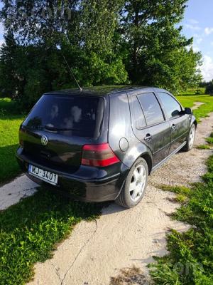 Black Volkswagen Golf 2003 in Liepaja, with an engine capacity of 1.90 L and mileage of 377 thousand km for 1700 €, photo 5 on AUTOMOTO.COM.LV