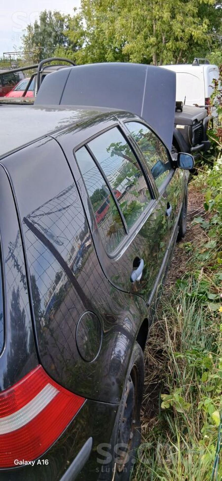 Melns Volkswagen Golf 2003 Ogre, ar dzinēja tilpumu 1.90 L un nobraukumu 295 tūkst. km par 700 €, foto 4 vietnē AUTOMOTO.COM.LV