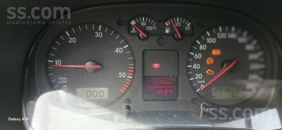 Melns Volkswagen Golf 2003 Ogre, ar dzinēja tilpumu 1.90 L un nobraukumu 295 tūkst. km par 700 €, foto 12 vietnē AUTOMOTO.COM.LV