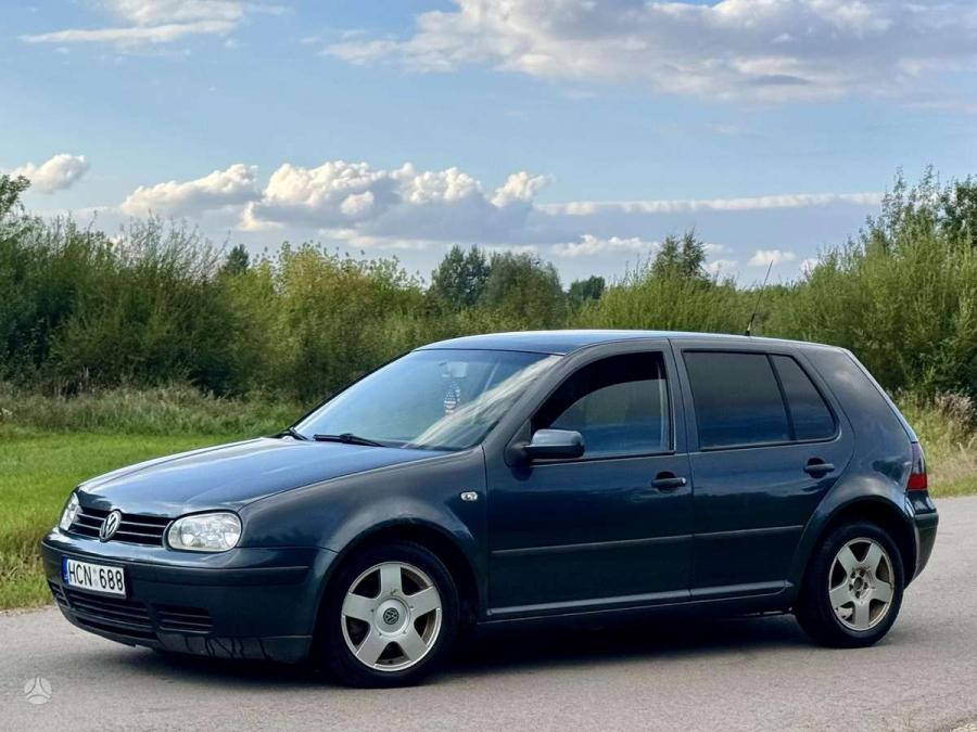 Melns Volkswagen Golf 2003 Radviliškis, ar dzinēja tilpumu 1.90 L un nobraukumu 274 tūkst. km par 1000 €, foto 4 vietnē AUTOMOTO.COM.LV