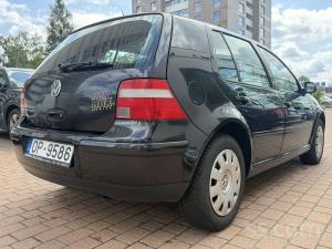 Black Volkswagen Golf 2003 in Riga, with an engine capacity of 1.60 L and mileage of 0 thousand km for 2000 €, photo 4 on AUTOMOTO.COM.LV
