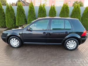 Black Volkswagen Golf 2003 in Ludza, with an engine capacity of 1.90 L and mileage of 276 thousand km for 1450 €, photo 3 on AUTOMOTO.COM.LV