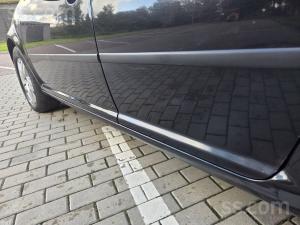 Melns Volkswagen Golf 2003 Bauska, ar dzinēja tilpumu 1.90 L un nobraukumu 381 tūkst. km par 2190 €, foto 16 vietnē AUTOMOTO.COM.LV