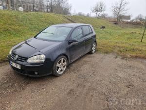 Black Volkswagen Golf 2004 in Rezekne, with an engine capacity of 2.00 L and mileage of 340 thousand km for 2500 €, photo 2 on AUTOMOTO.COM.LV