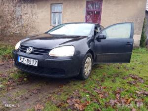 Black Volkswagen Golf 2004 in Ogre, with an engine capacity of 1.40 L and mileage of 306 thousand km for 700 €, photo 2 on AUTOMOTO.COM.LV