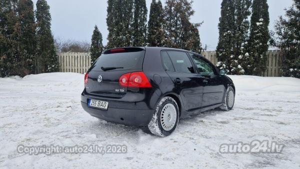 Melns Volkswagen Golf 2004 Tartu, ar dzinēja tilpumu 2.00 L un nobraukumu 377 tūkst. km par 1499 €, foto 4 vietnē AUTOMOTO.COM.LV
